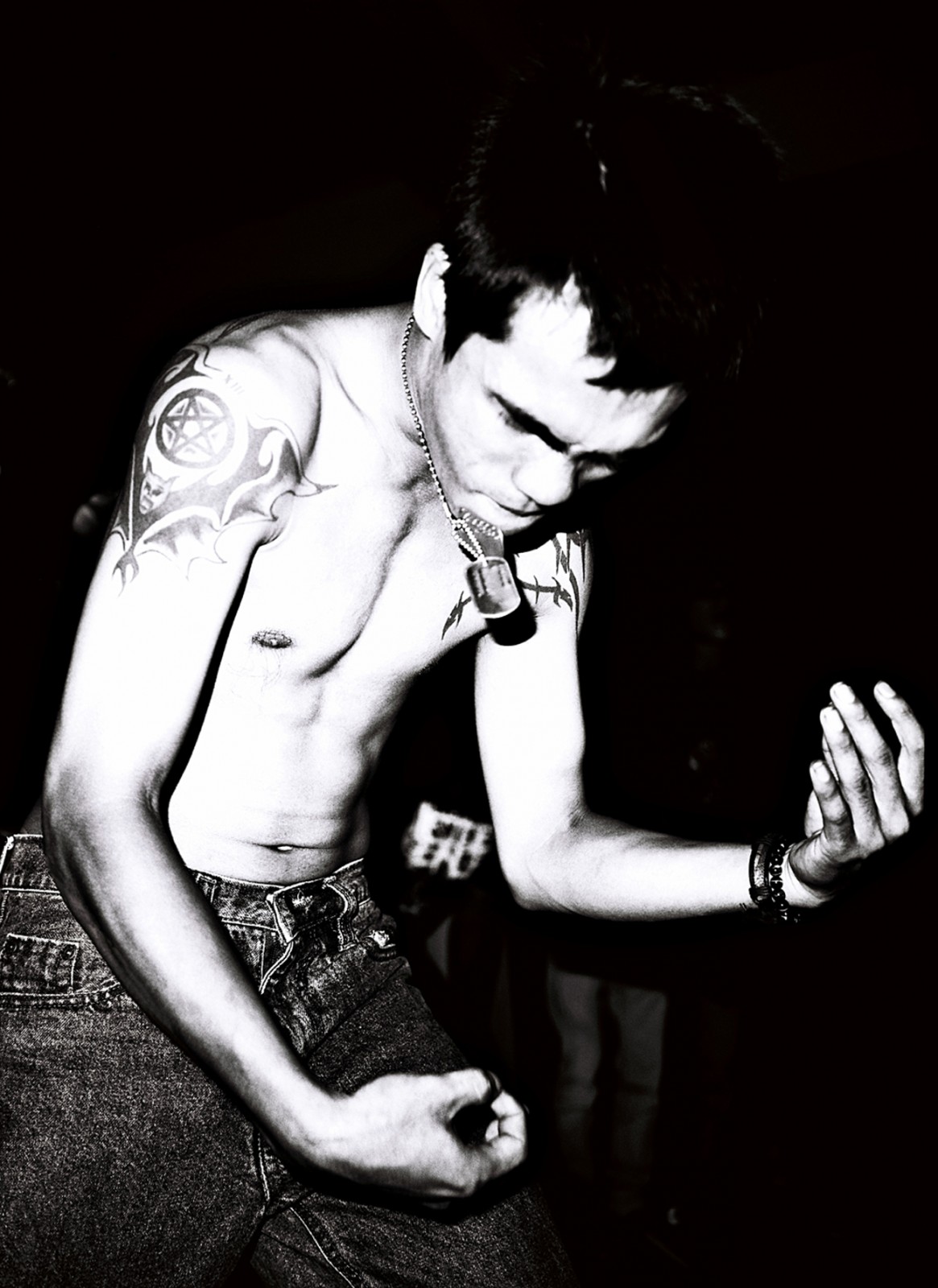 Bloody Chunks: The Underground Metal Scene in Saigon by Neil Massey - FOTO8