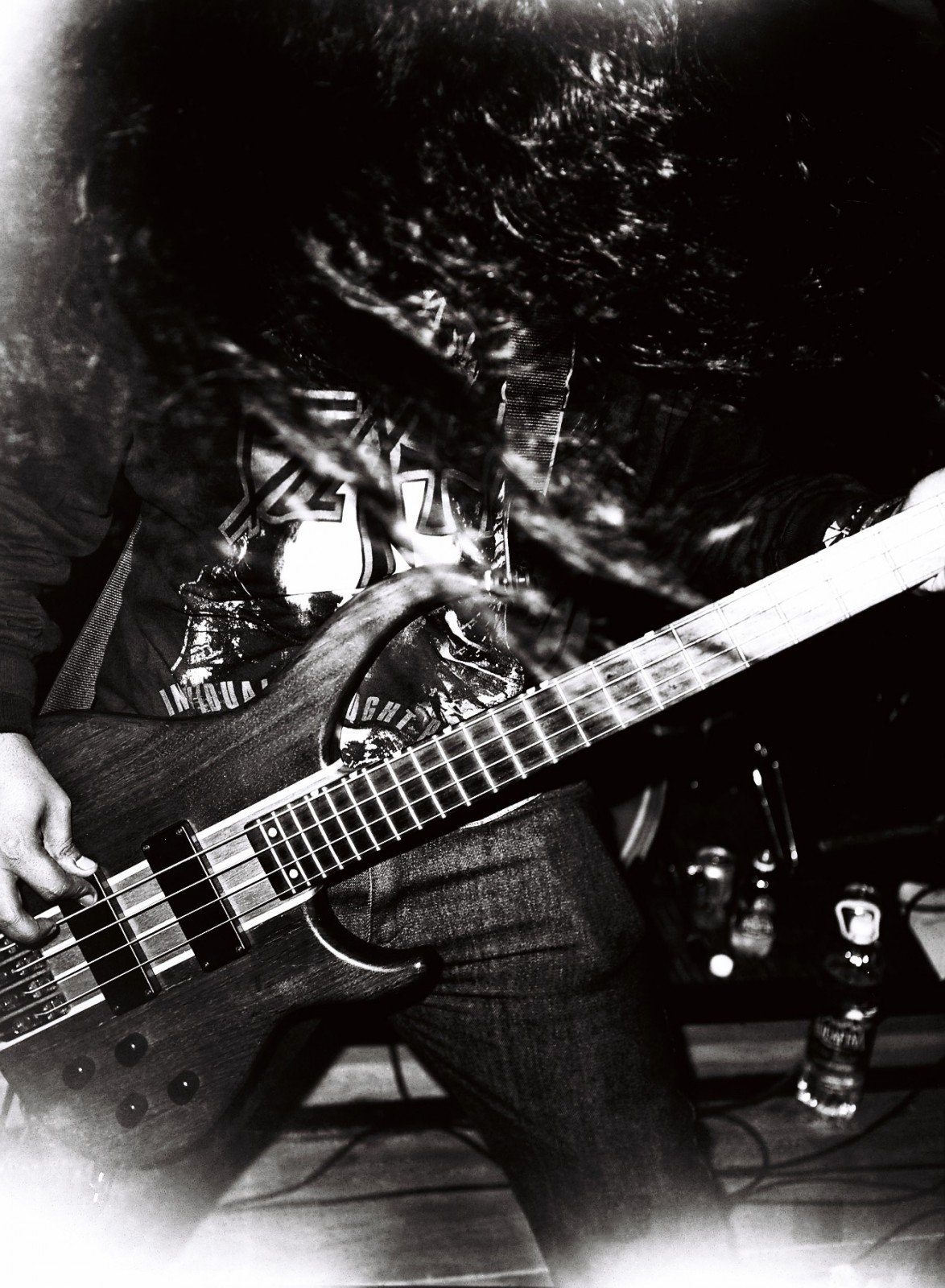 Bloody Chunks: The Underground Metal Scene in Saigon by Neil Massey - FOTO8