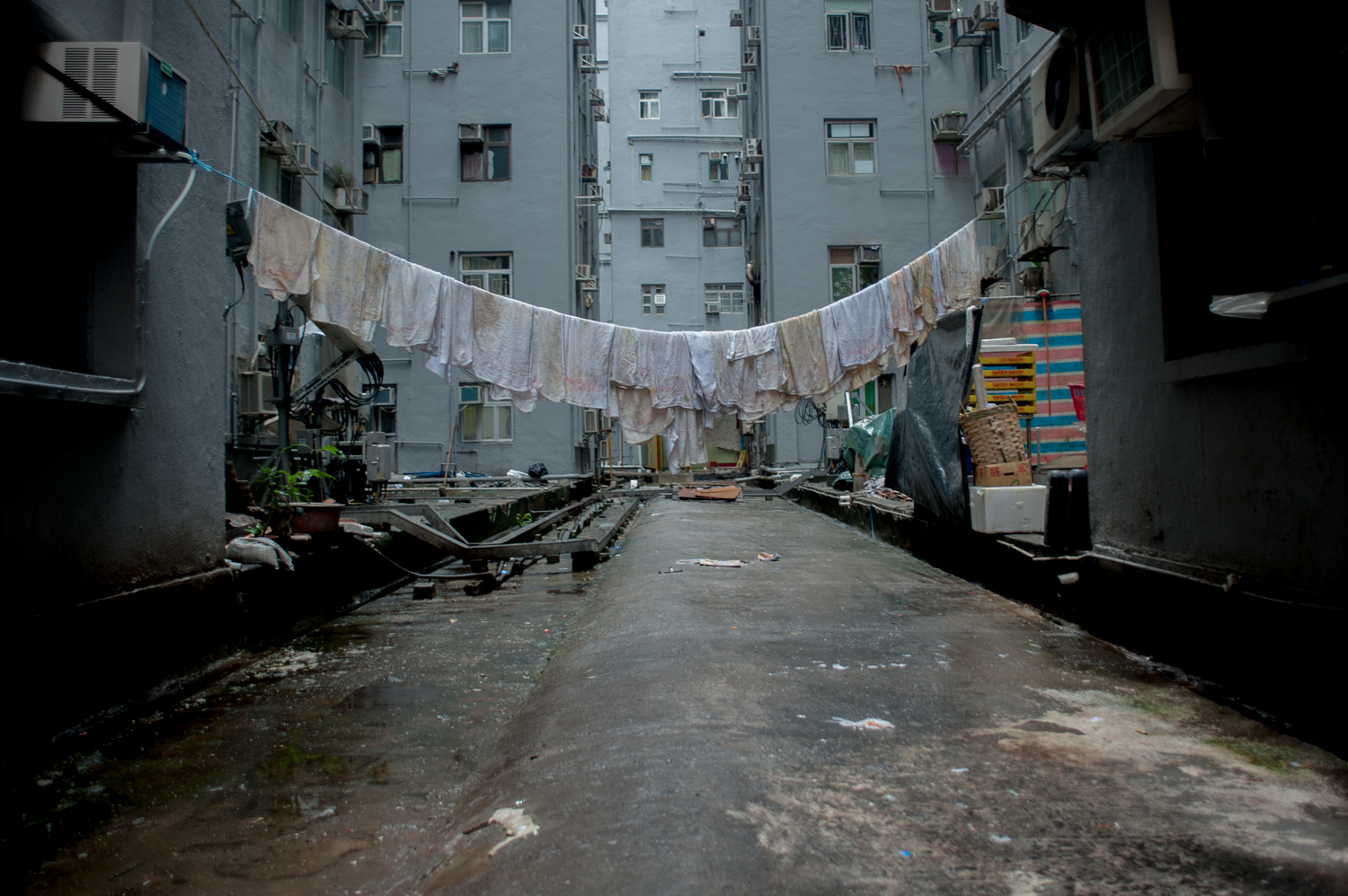Chungking Mansions, Hong Kong's 17-Storey Melting Pot, by Yepoka Yeebo ...